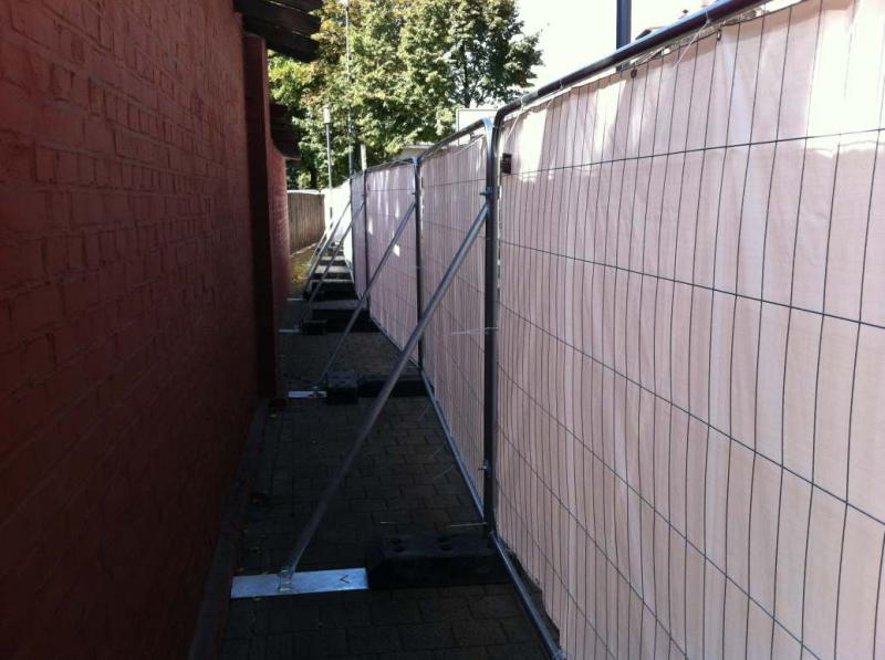 Bauzaun mit Sichtschutz in Moers mieten z.B. für eine Baustelle ...