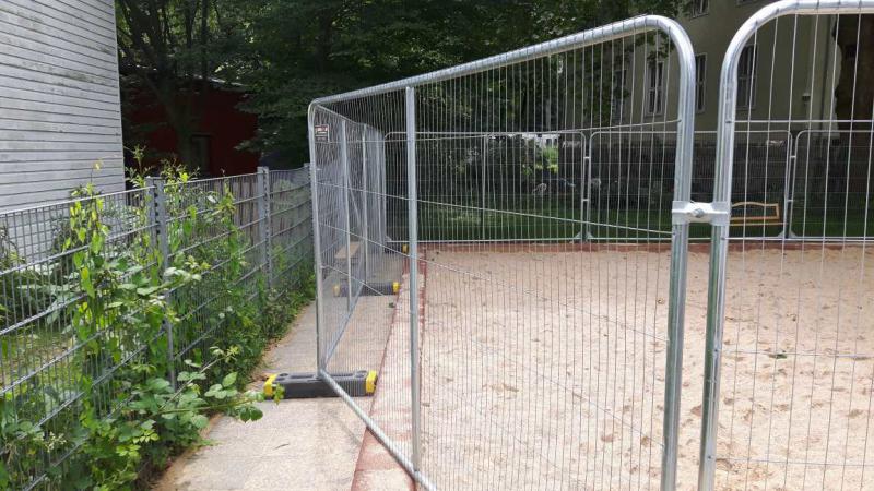 Bauzaun mieten in Menden z.B. zur Baustellensicherung | Gitter-Profi.de