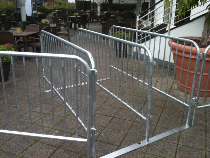 Bauzaun mieten in Mülheim an der Ruhr z.B. für ein Event | Gitter-Profi.de
