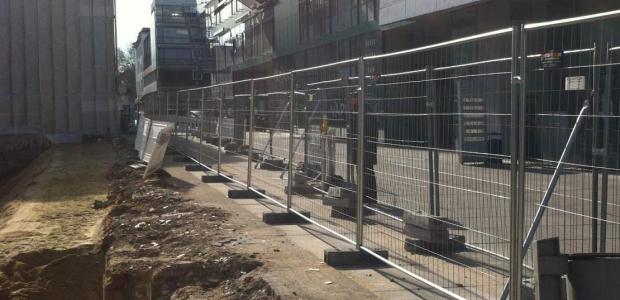 Bauzaun mieten in Krefeld z.B. für eine Baustelle | Gitter-Profi.de